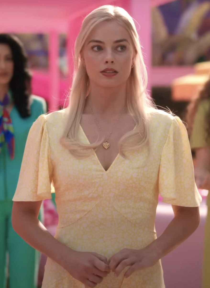 Barbie’s 10 Best Costumes from Barbie (2023) - HubPages