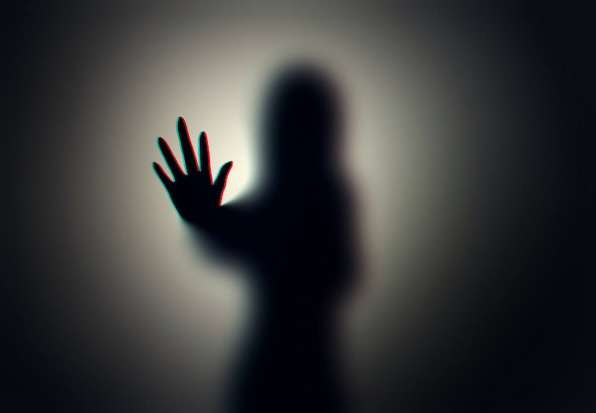 Overshadowed - HubPages