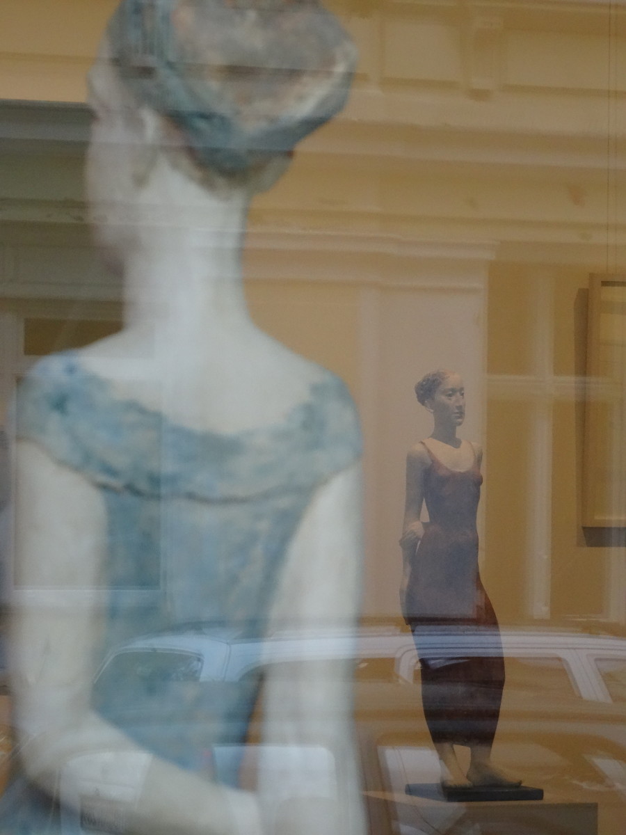 Modern Art and the Modern Power Frau in Berlin - HubPages