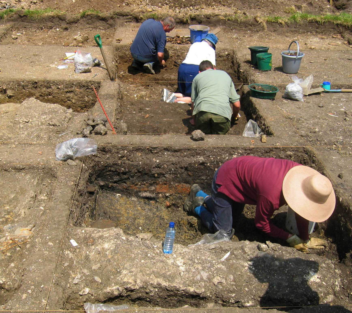 How to Become an Archaeologist - HubPages