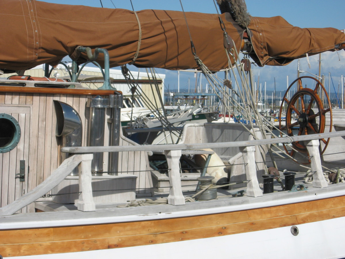 Living Aboard Argonaut II: In the Boatyard - HubPages