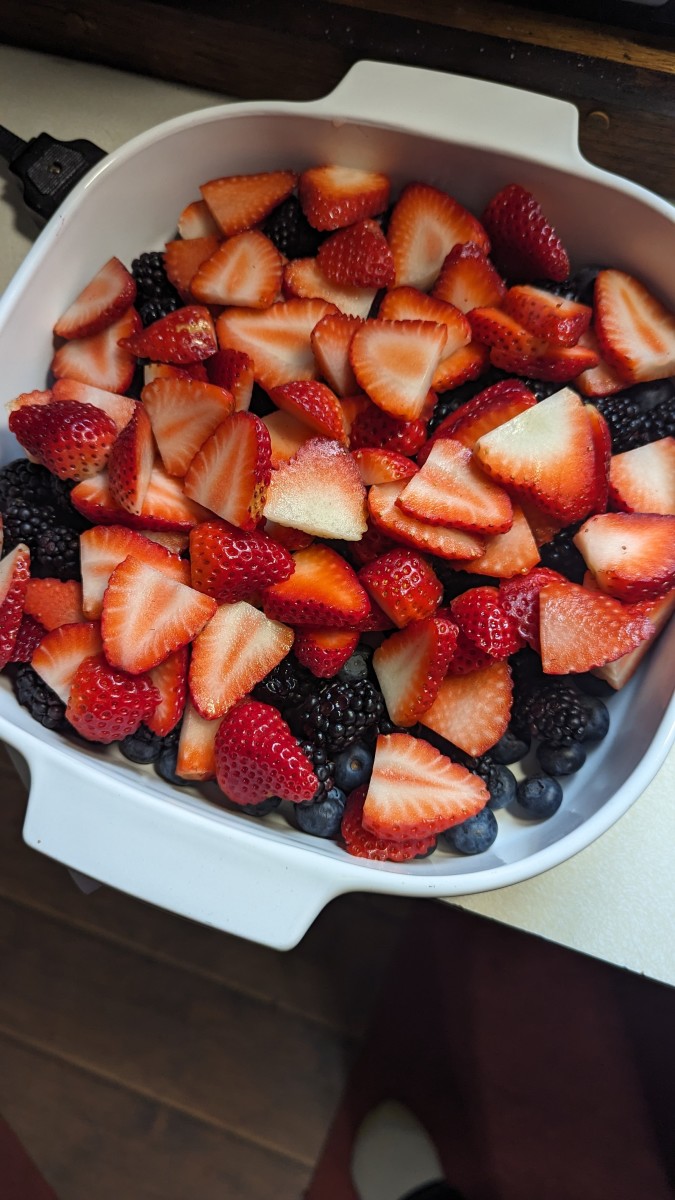 Cobbler - Mixed Fruit with Strawberry Cake Glops and Jello - HubPages