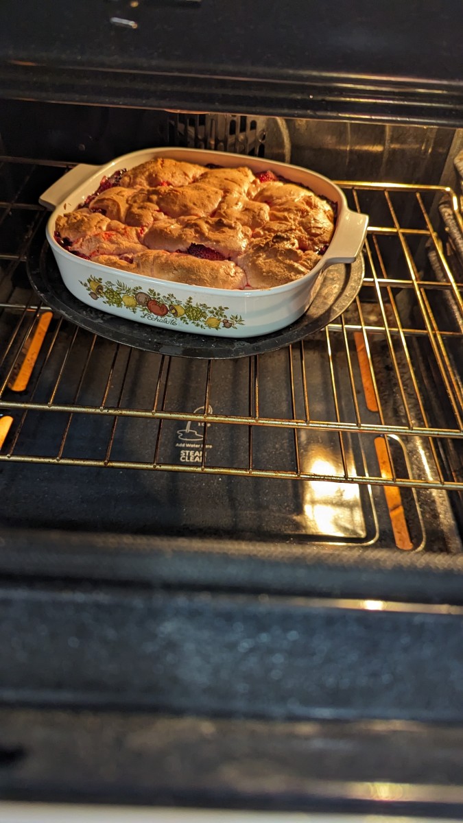 Cobbler - Mixed Fruit with Strawberry Cake Glops and Jello - HubPages