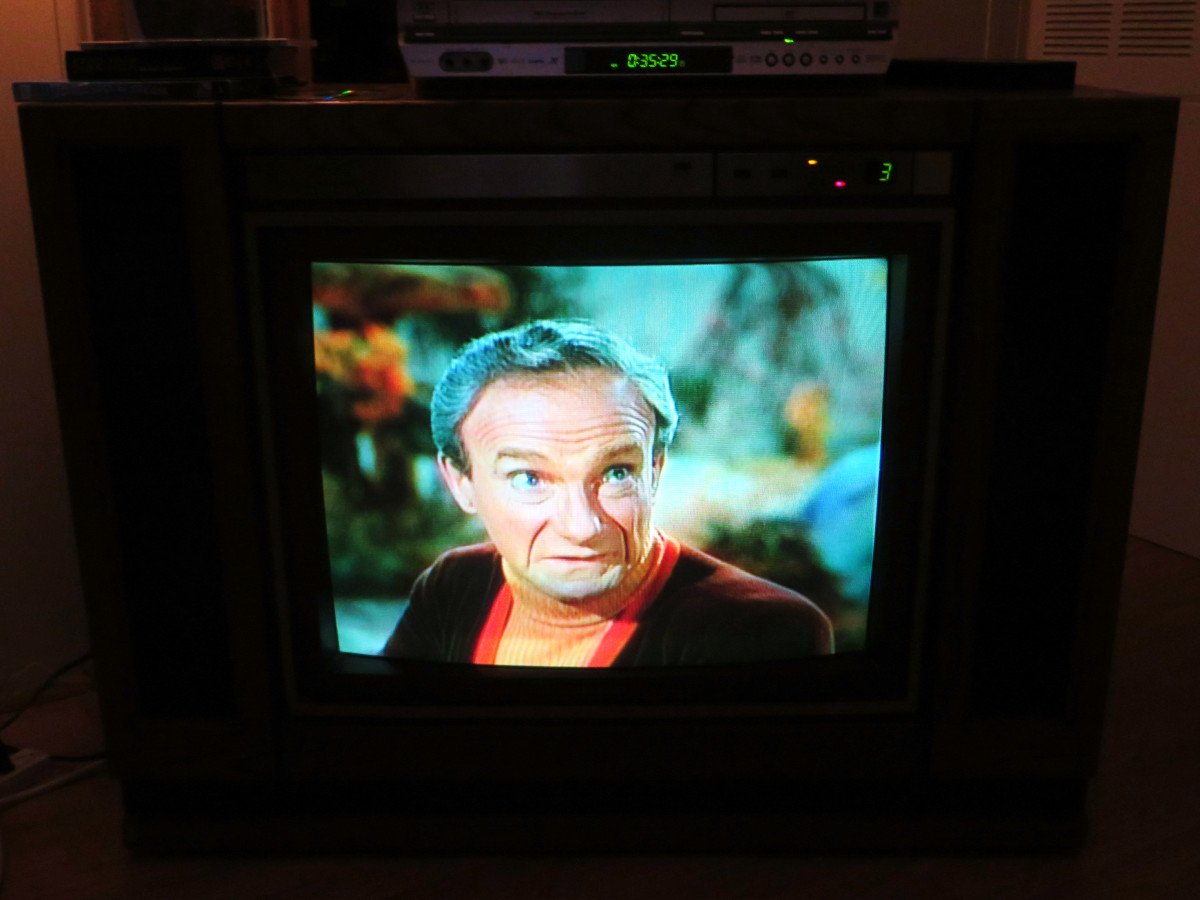 1986 Quasar Color Television Console Model Tl9960ap, Quasar Chassis ...