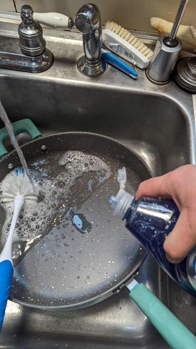 IKO Non Stick Pans - Before First Use - HubPages