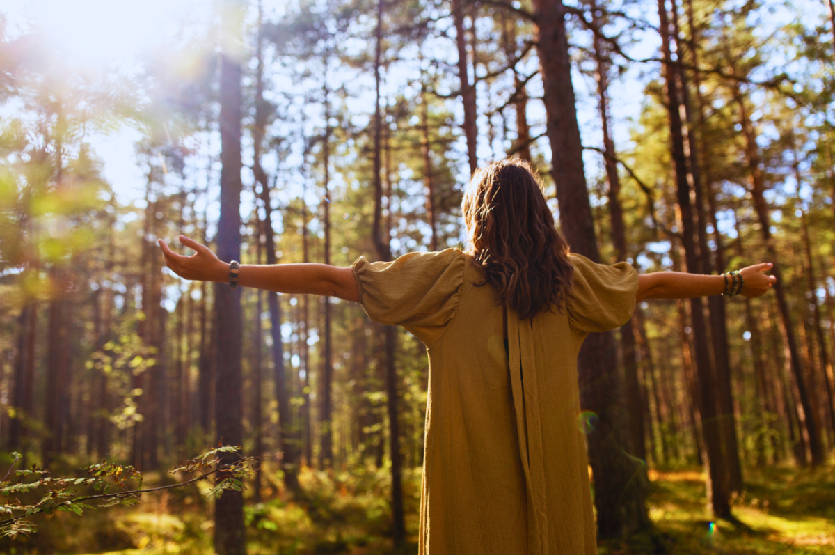 Green Witchcraft 101: 10 Simple Ways to Master Your Magic - HubPages