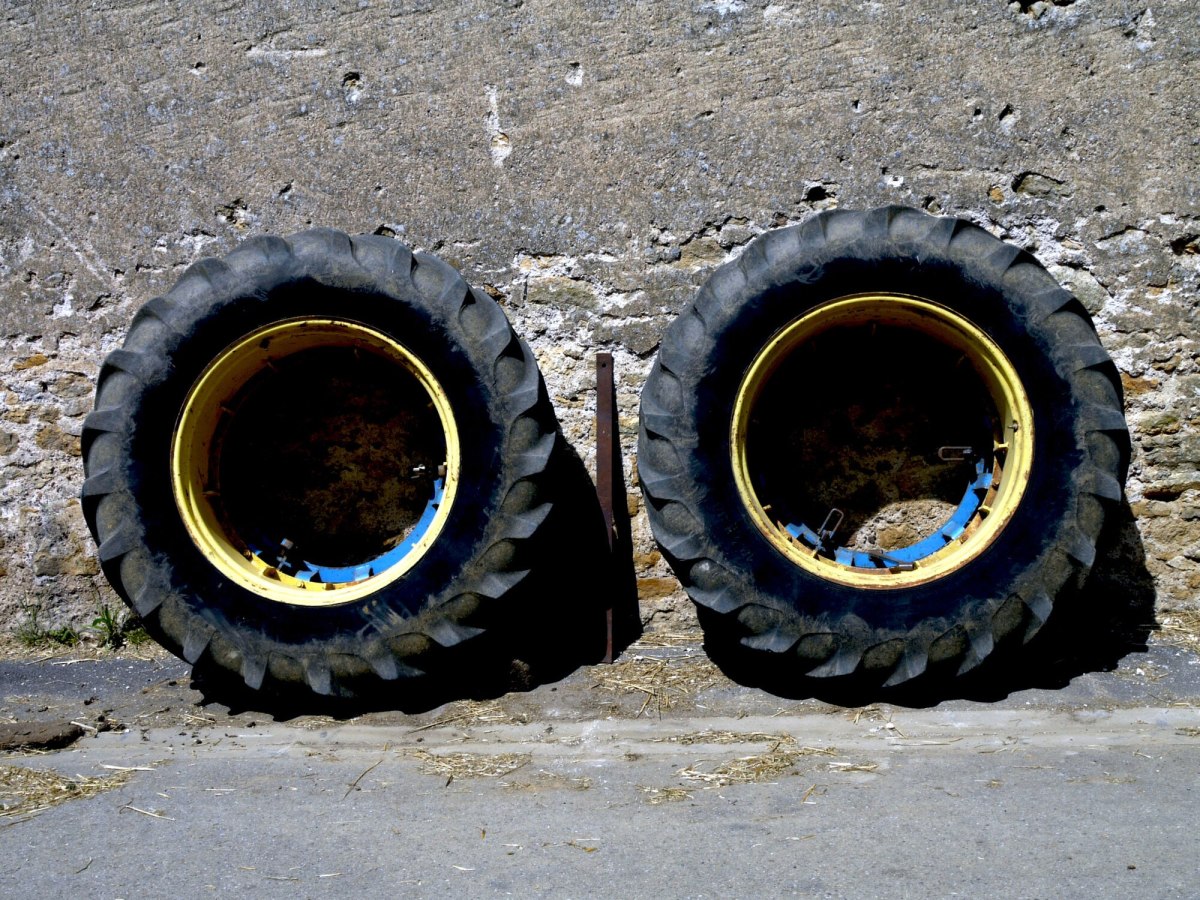 Things to Consider When Buying a Tractor - HubPages