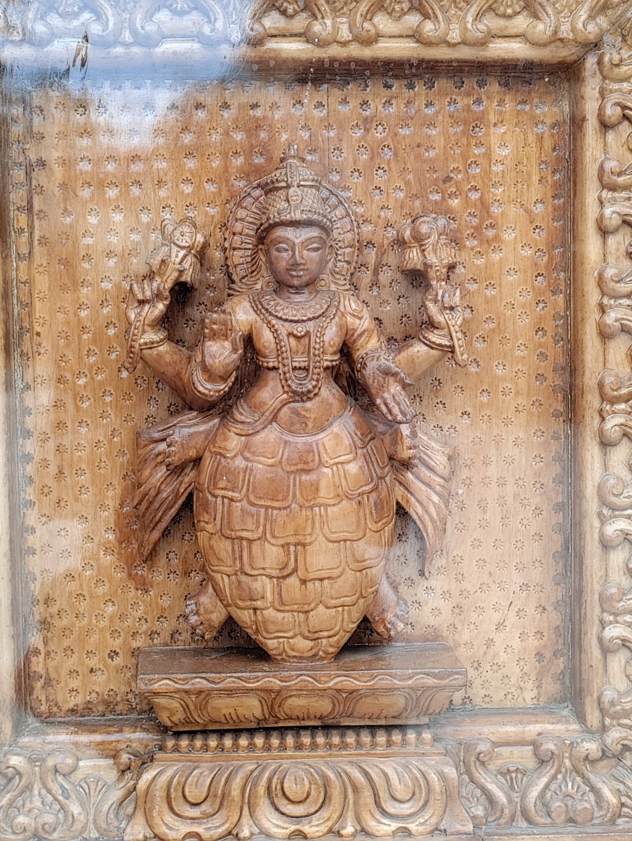 Conch : Religious significance and its presence in Bengal temple ...