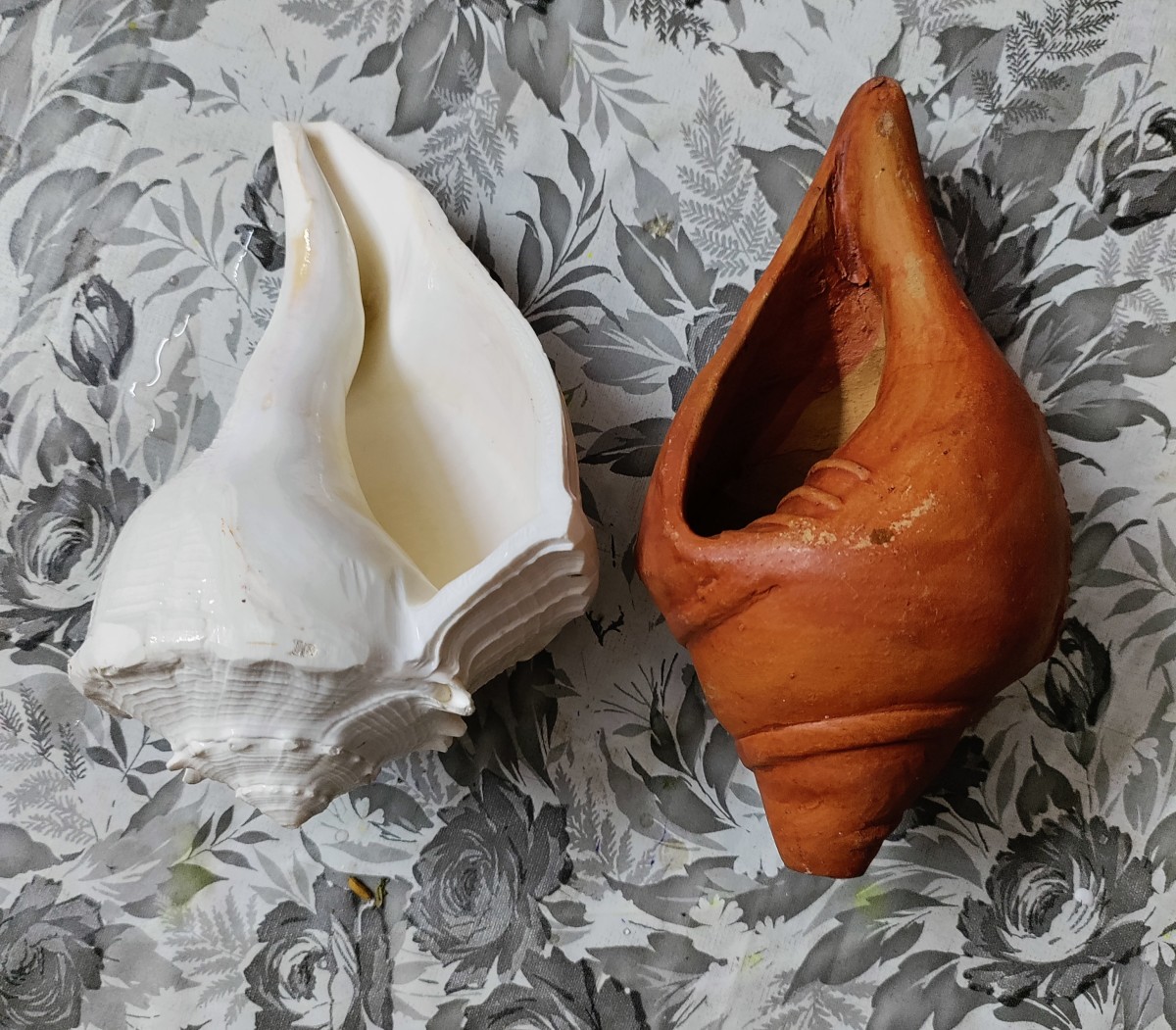 Conch : Religious significance and its presence in Bengal temple ...