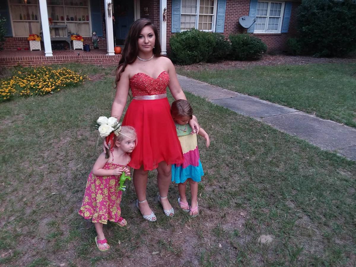 What is a Trad Wife? - HubPages