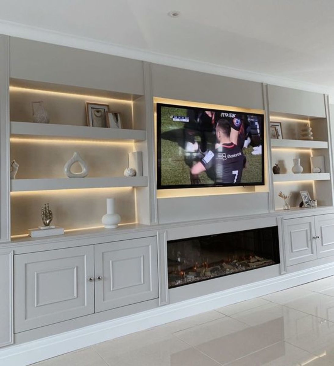 30+ Stylish TV Media Wall Ideas for Modern Living Rooms - HubPages