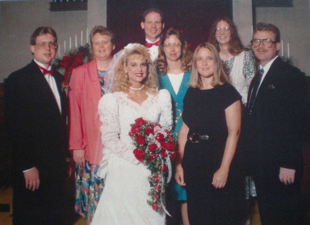 Being a Middle Child in a Big Family - HubPages