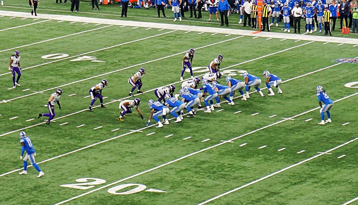 American Football Formations Explained - HubPages