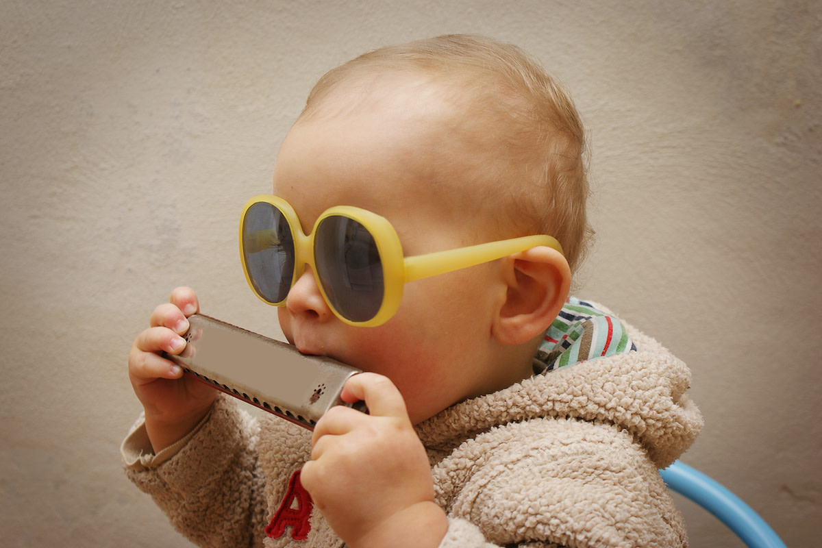 Baby Girl Plays the Harmonica Like a '73-Year-Old Grandad' - WeHaveKids ...