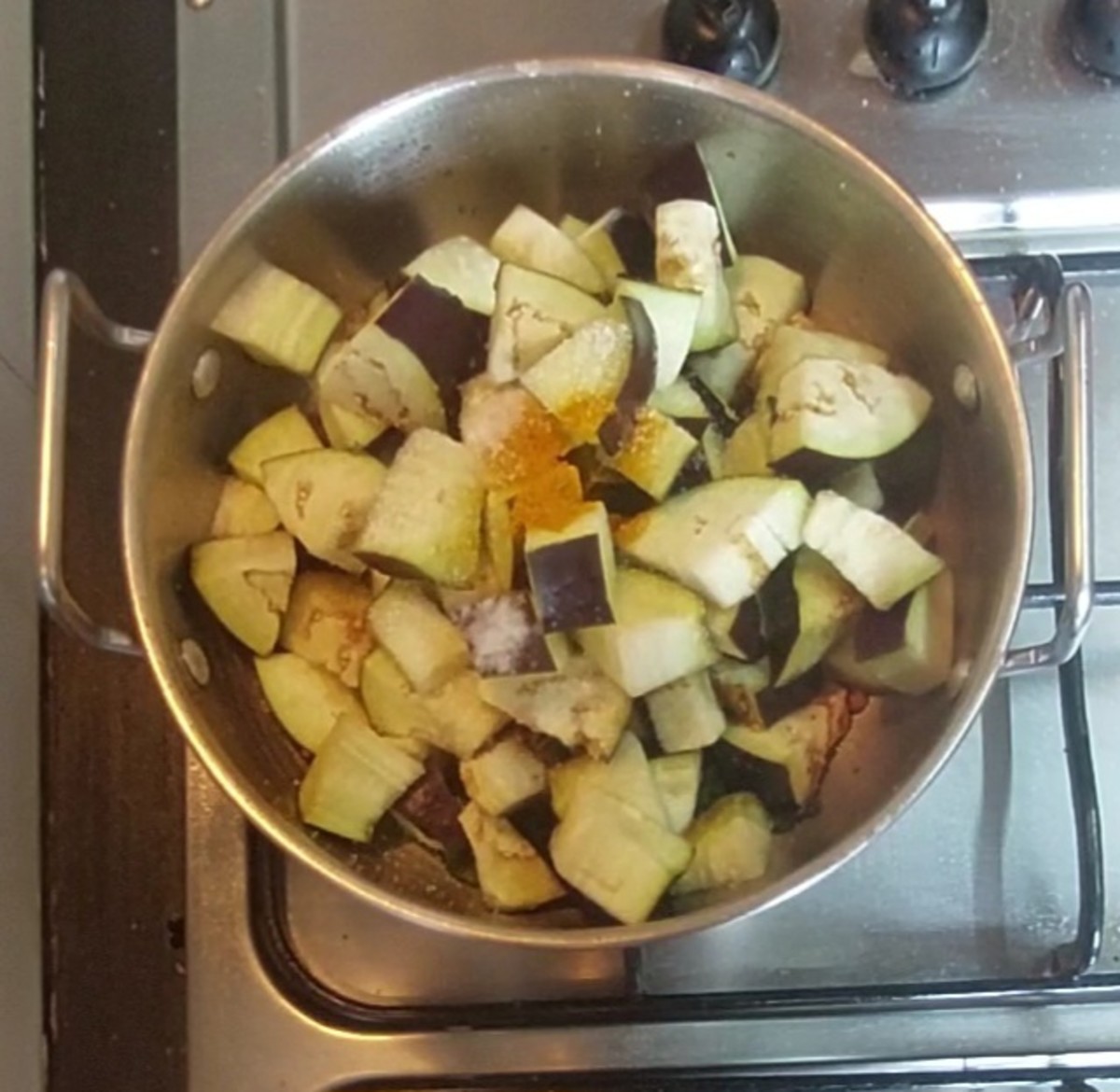 Brinjal Masala Fry: Tasty Indian Masala Fry With Eggplant - HubPages