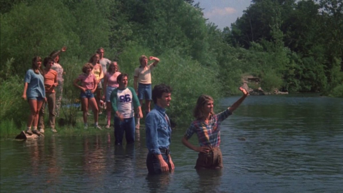 4 Horror Movies Featuring TREES Or LEAVES or PLANTS! - HubPages