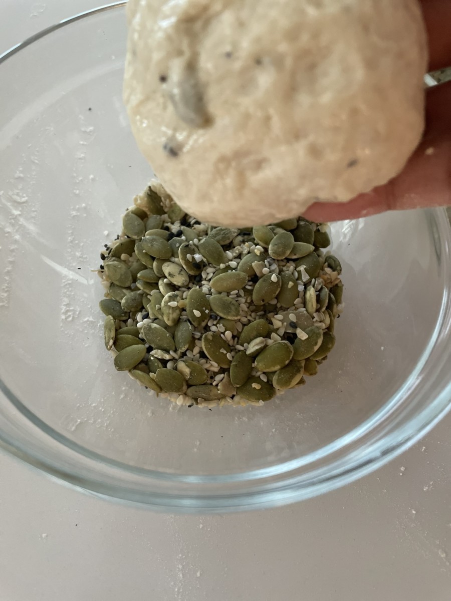 How to Make Delicious Seeded Dinner Rolls - HubPages