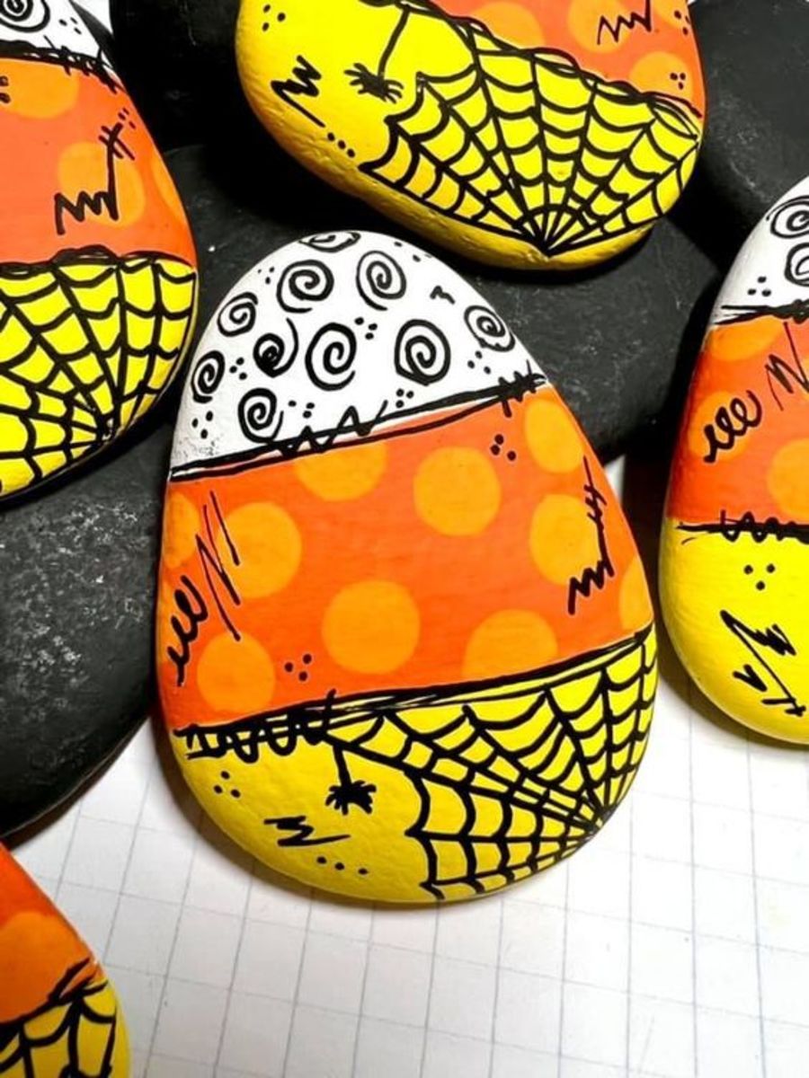 30+ Spooktastic Halloween Rock Painting Ideas - HubPages