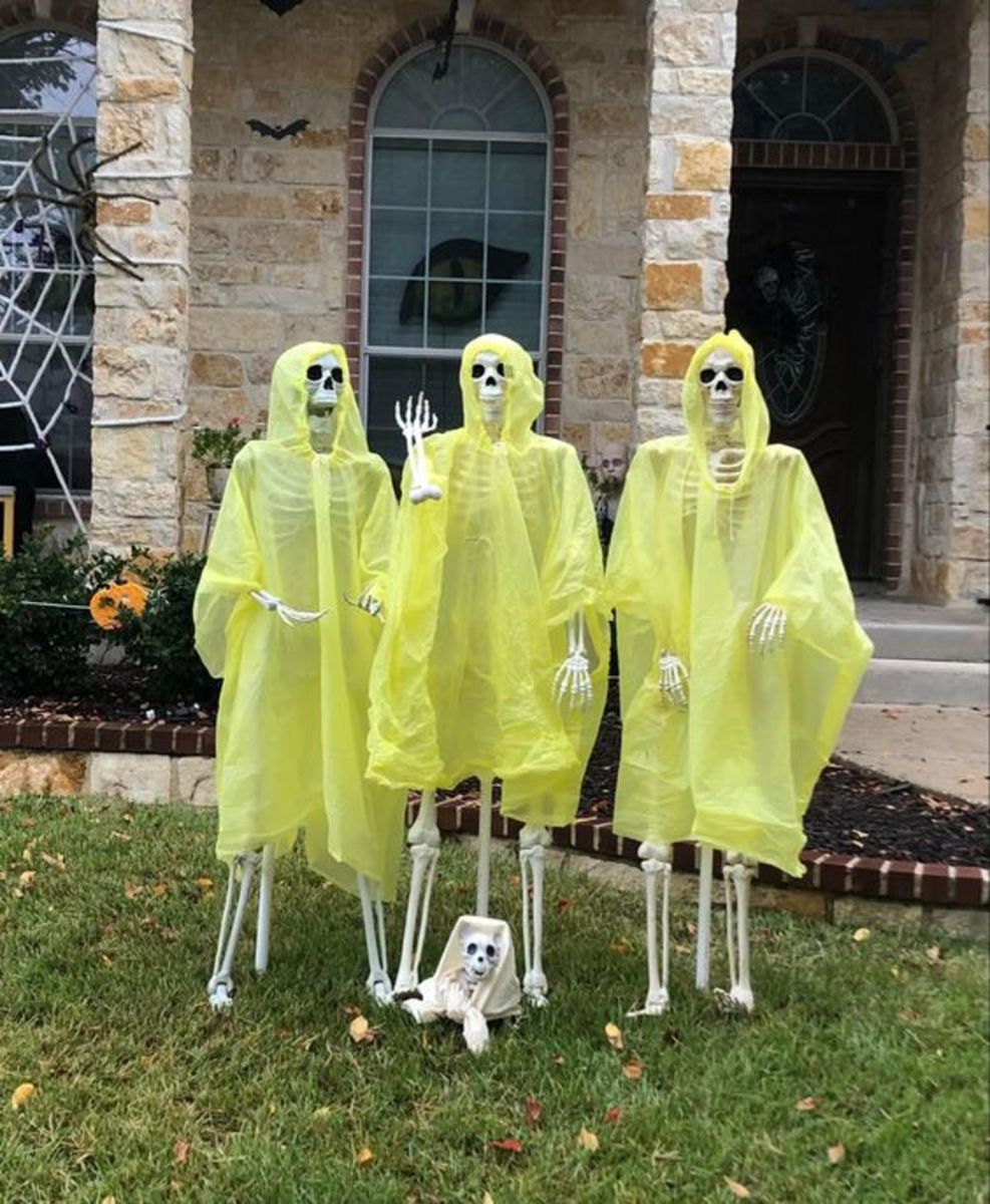 20+ Spooktastic Skeleton Halloween Decoration Ideas for Front Yard ...