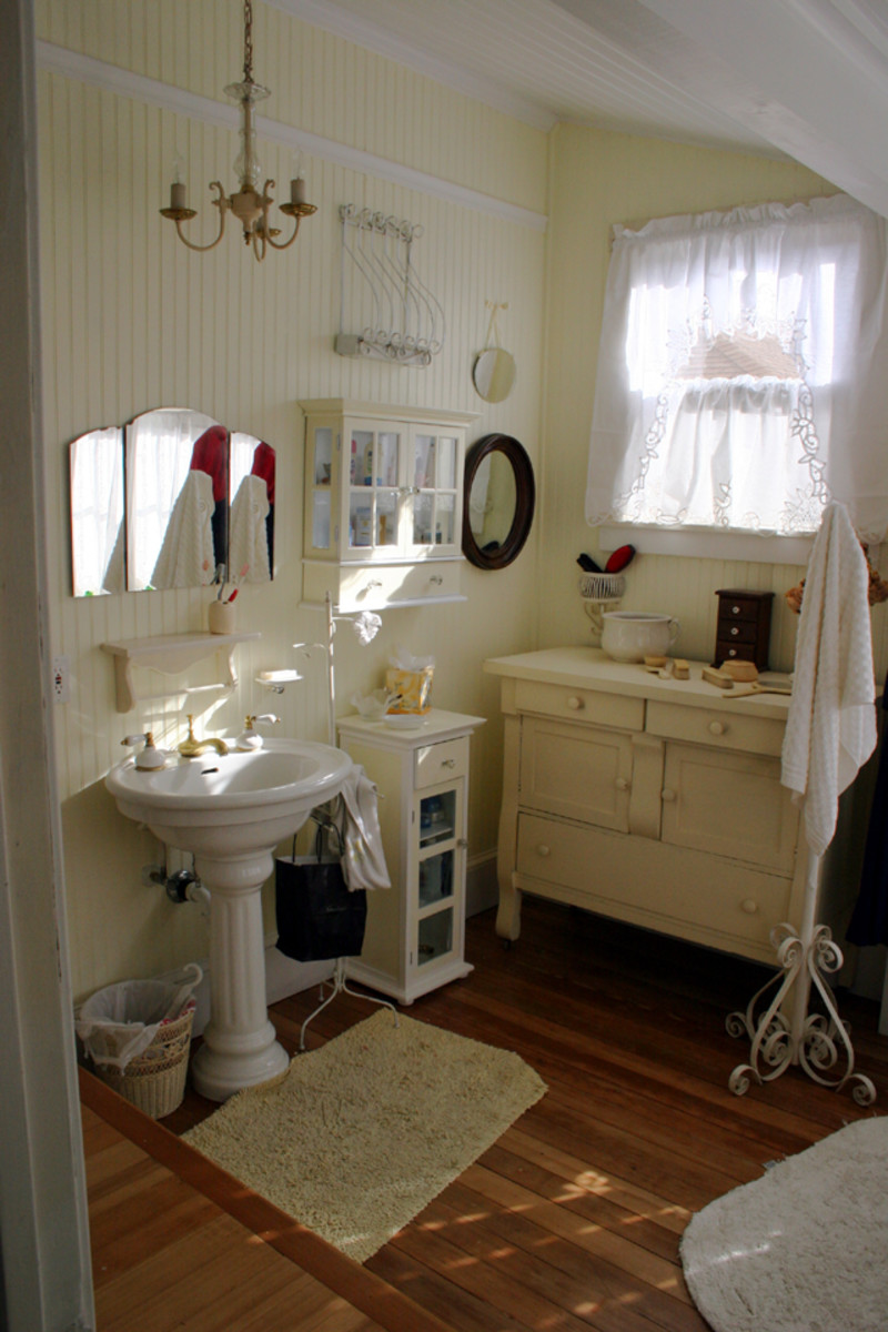 Shabby Chic - Restoring and Reclaiming Furniture - HubPages