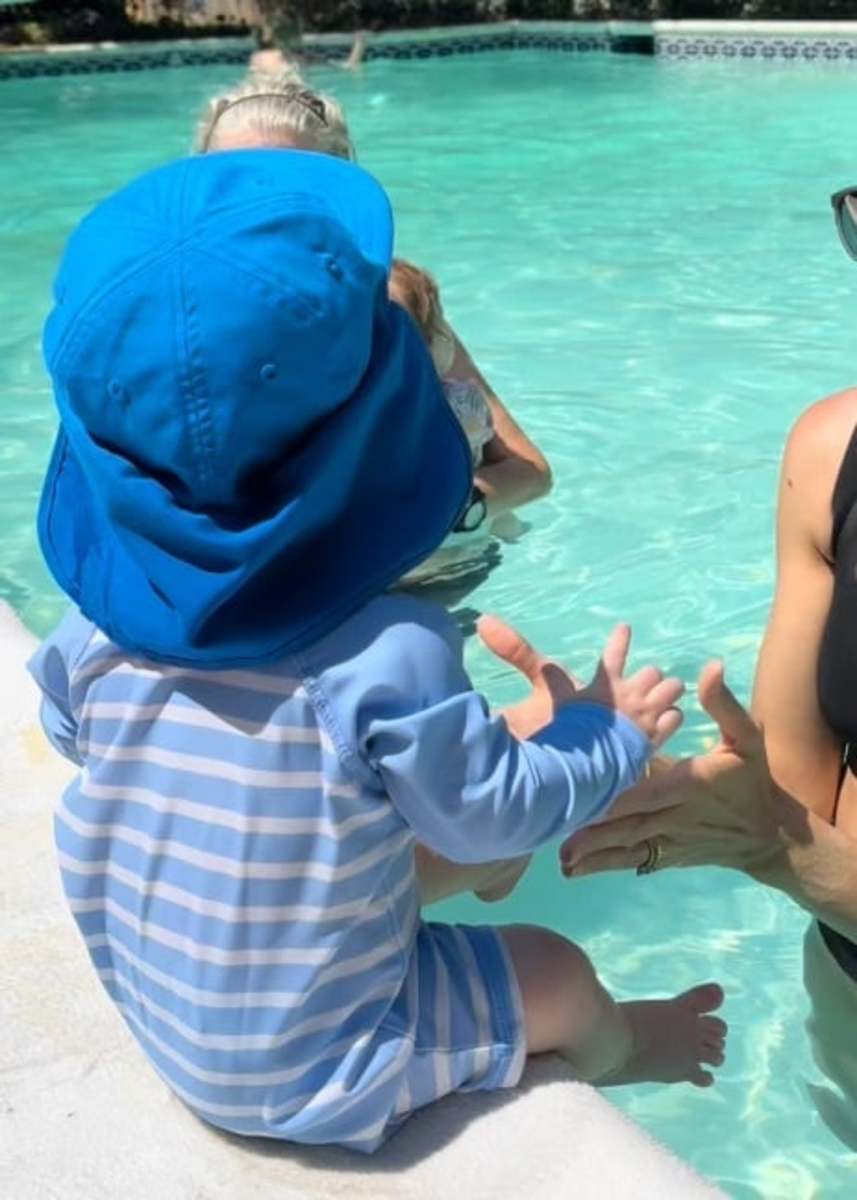 Swim Lessons for Infants and Babies - HubPages
