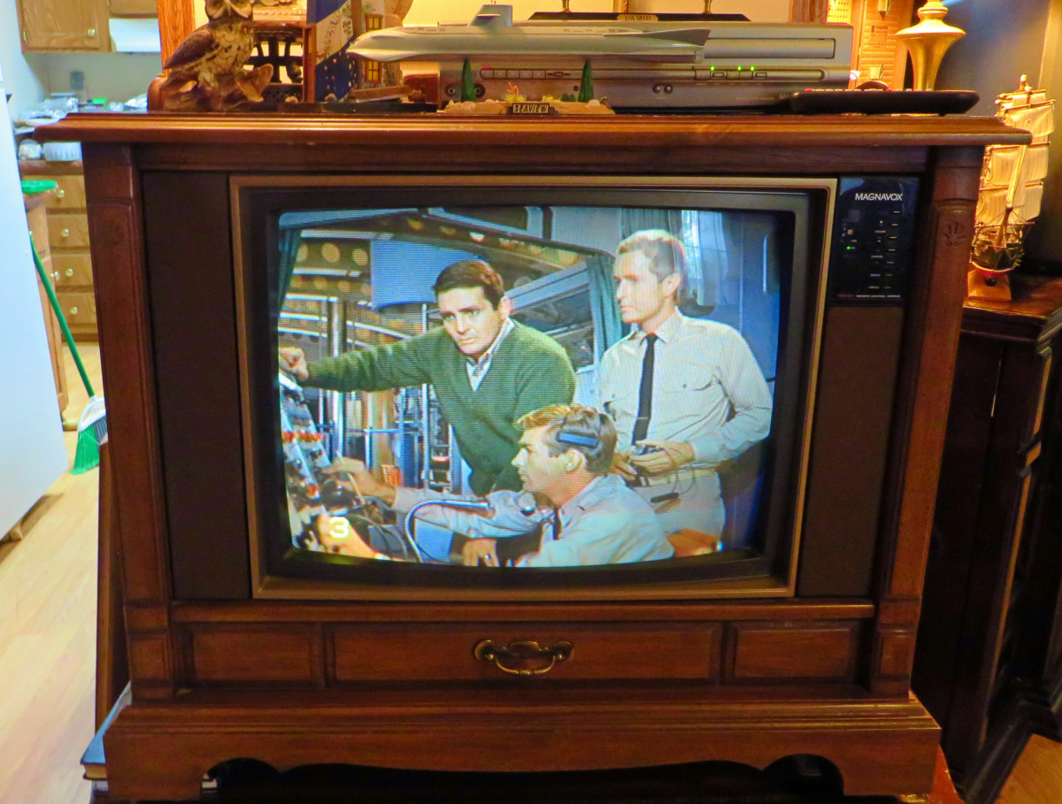 1989 Magnavox Color Television Console Model Rk4914 - Hp01, Magnavox ...