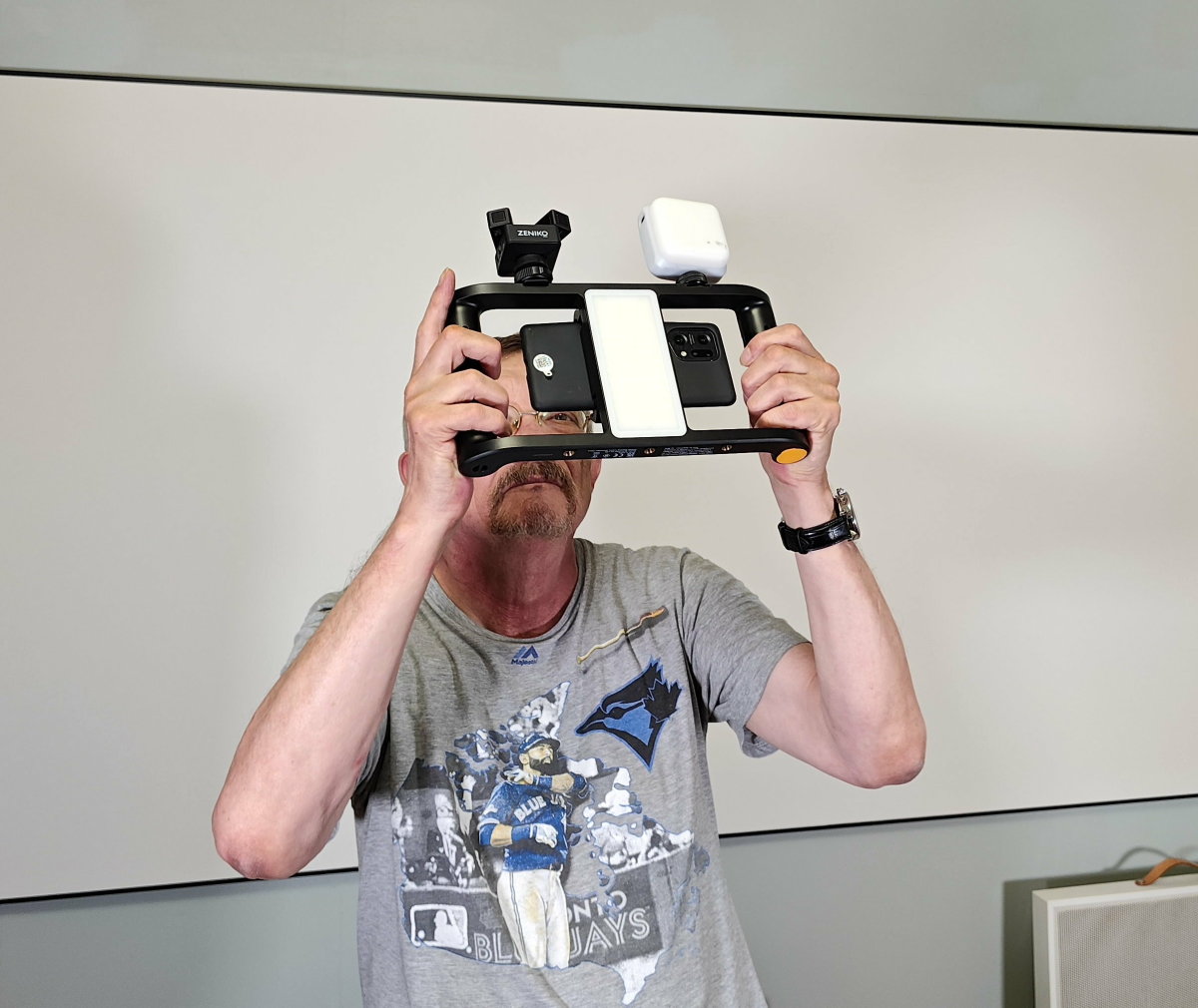 Review of the ZENIKO Smartphone Video Rig and Accessories - HubPages