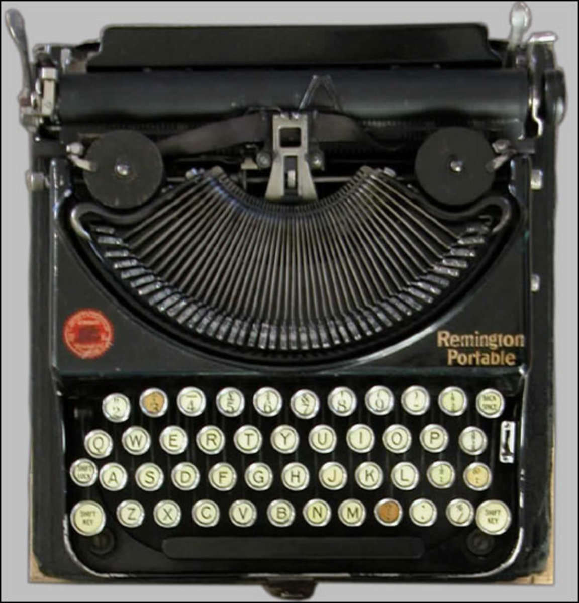 History of the QWERTY Keyboard - HubPages