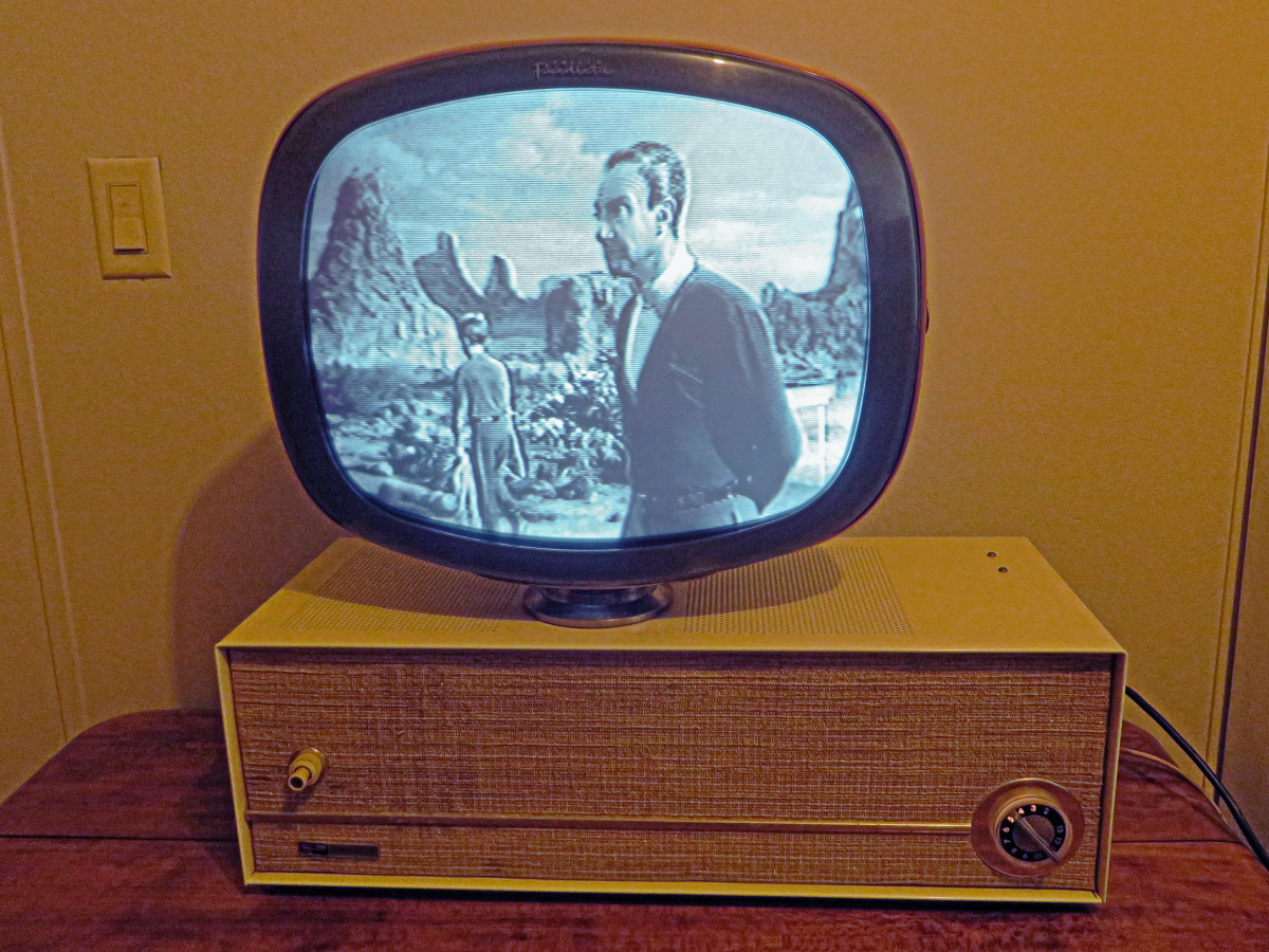The 1960 Philco Predicta Debutante Television & the Philco Predicta ...