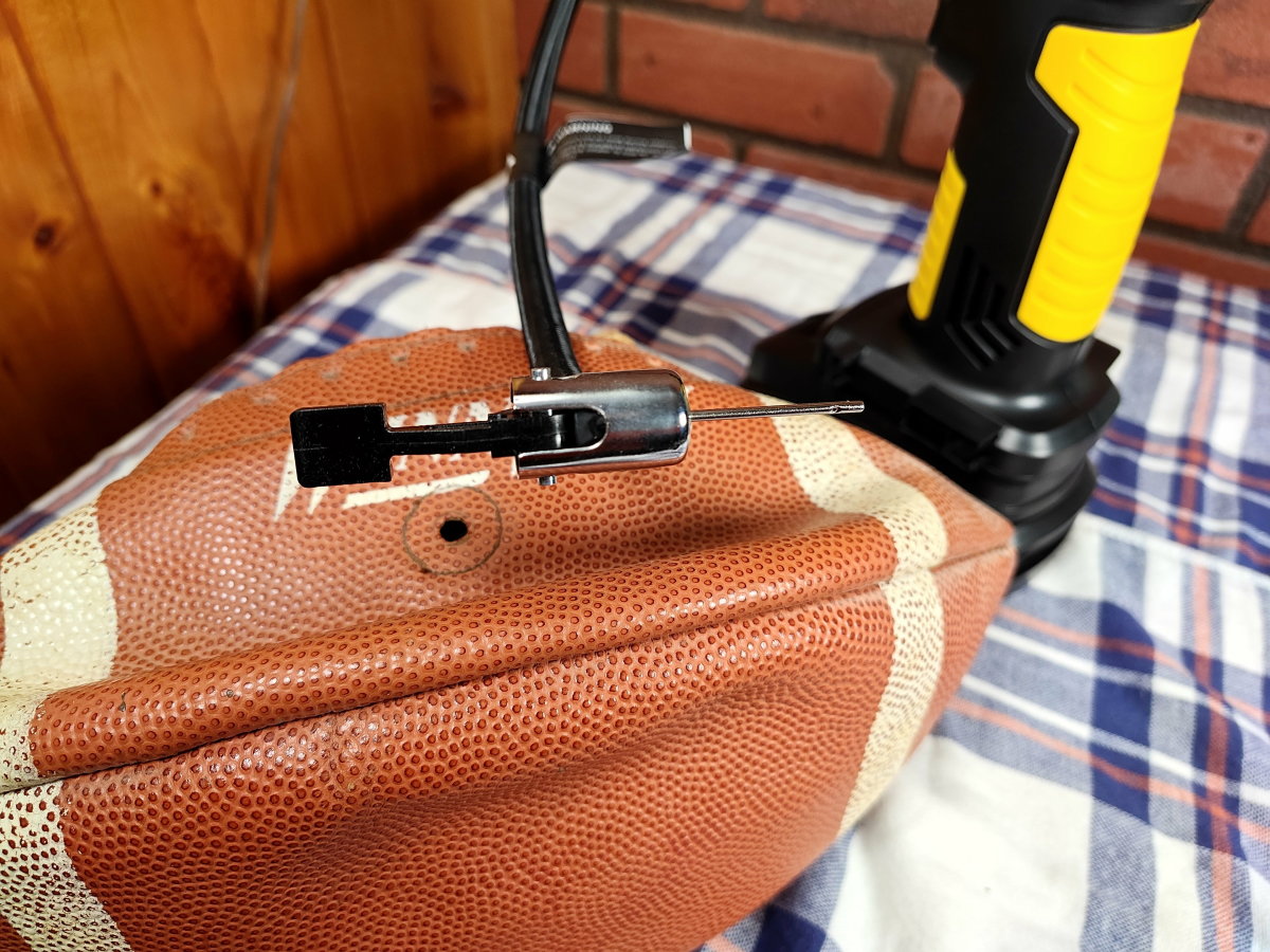 Review of the AstroAI Cordless Tire Inflator Air Compressor - HubPages