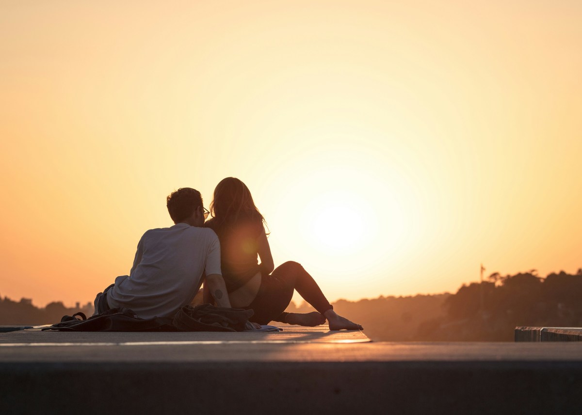 What Are the Different Love Relationship Bases? - HubPages