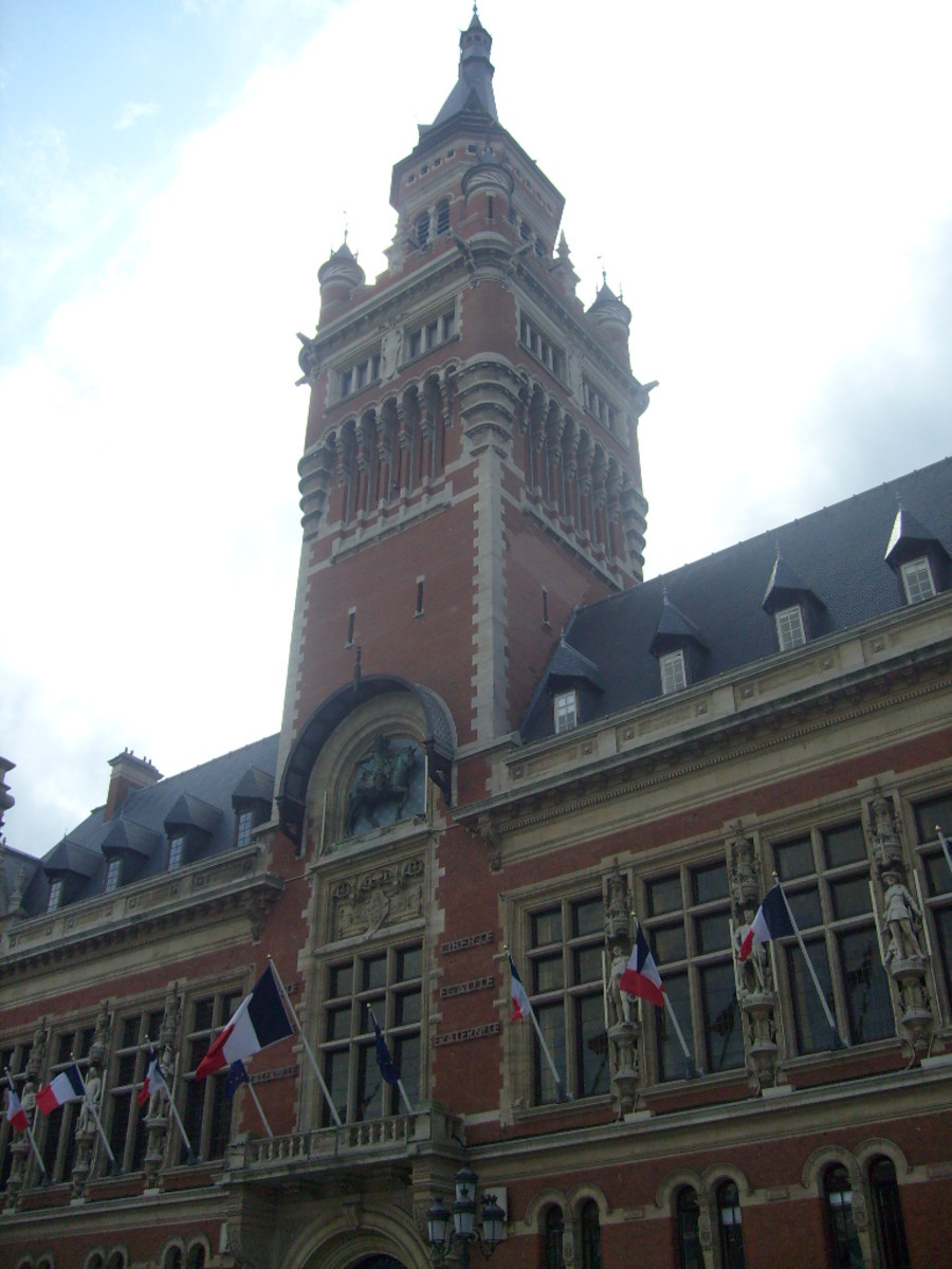 Visiting Dunkirk, France: City of Magnificent Flemish Belfries - HubPages