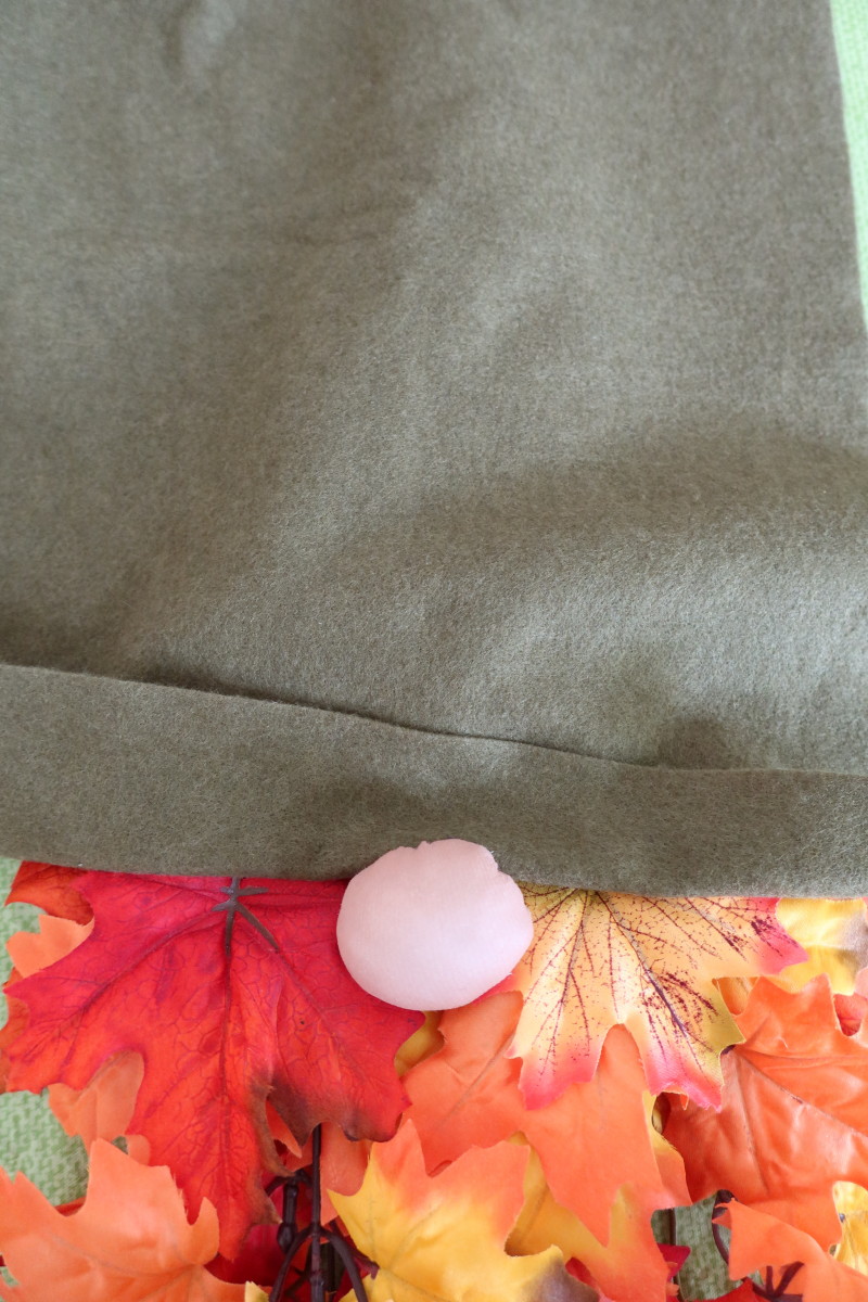 How to Make a Cute Fall Gnome Door Decoration - HubPages