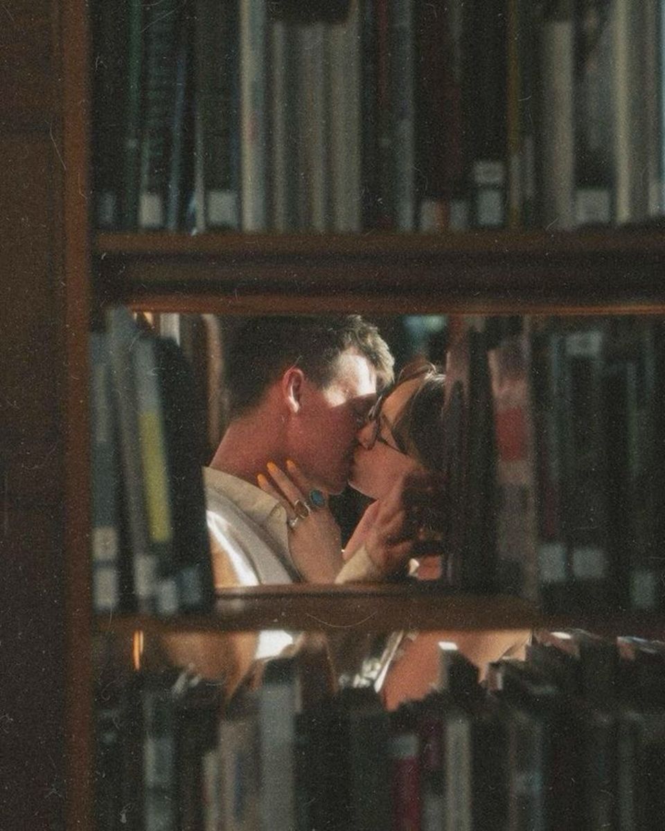 Romance Novel Ideas - HubPages