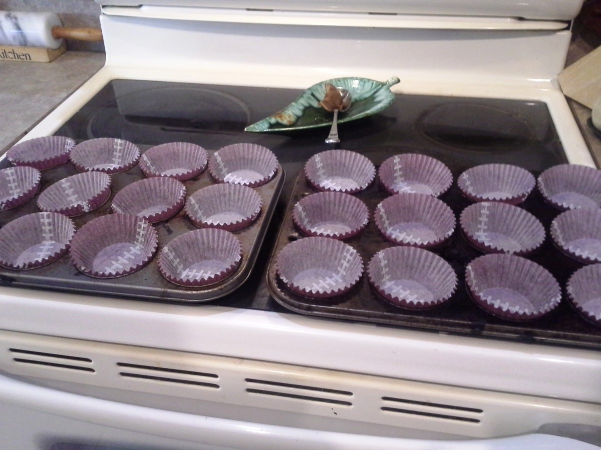 Easy Peasy Half and Half Cupcakes - HubPages