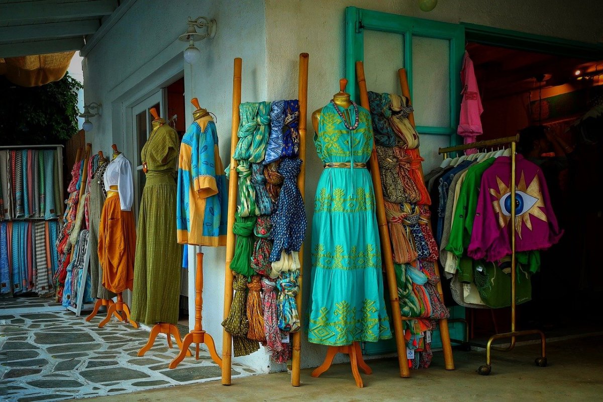 Sustainable Fashion: How to Shop Ethically - HubPages