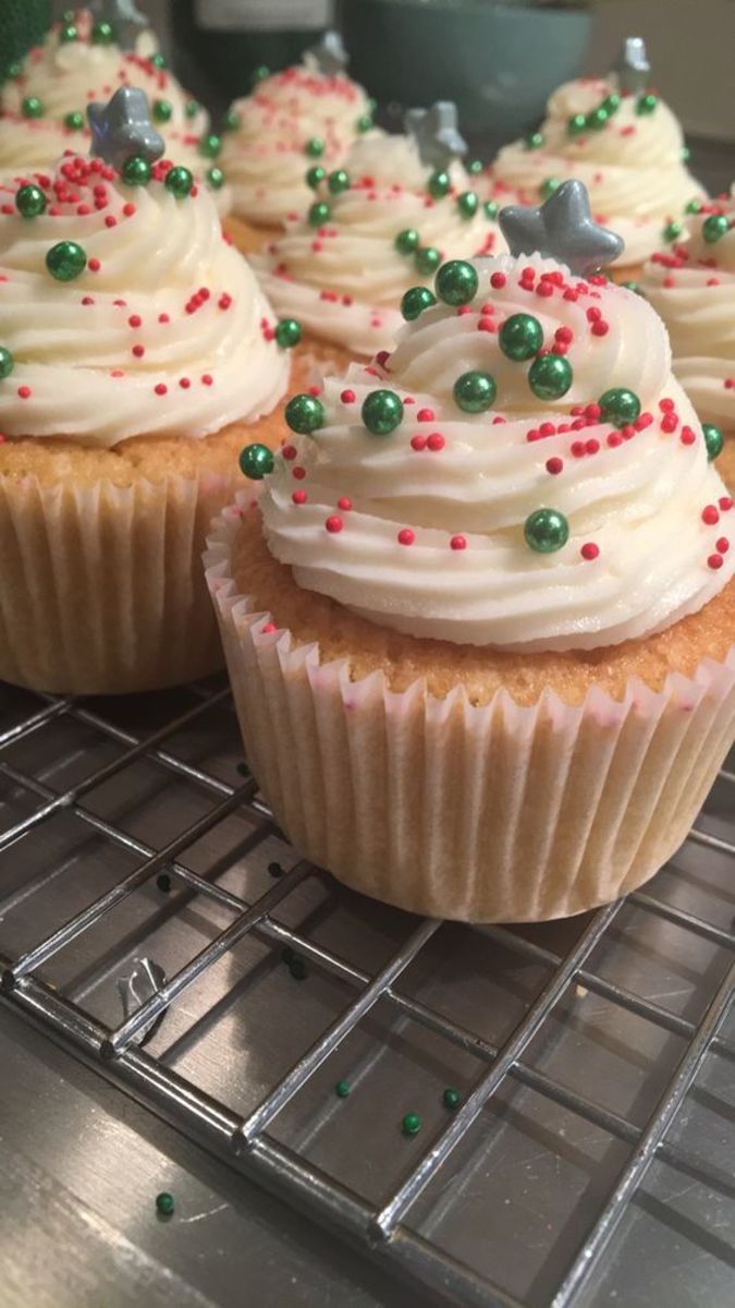 30+ Easy Christmas Treats to Make With Your Kids - HubPages
