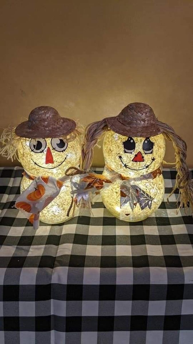 35+ Creative Scarecrow Crafts for the Fall - HubPages