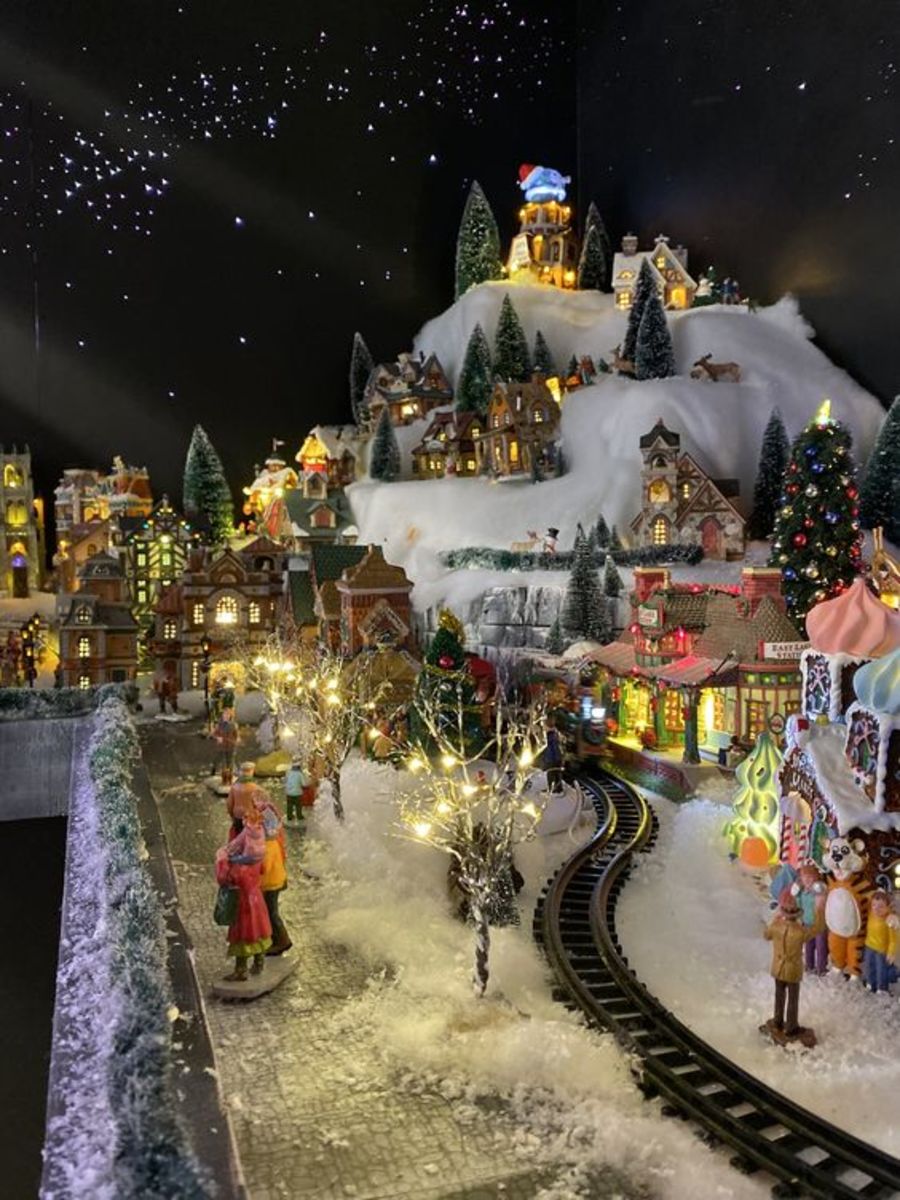 30+ Christmas Village Display Ideas Your Family Will Love - HubPages