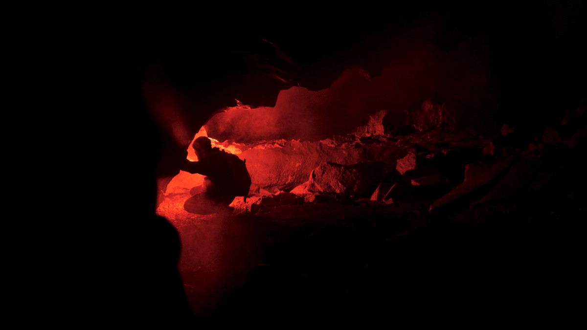 This New Jersey Cave Has Been Sealed With a Gravestone, But Why? - HubPages