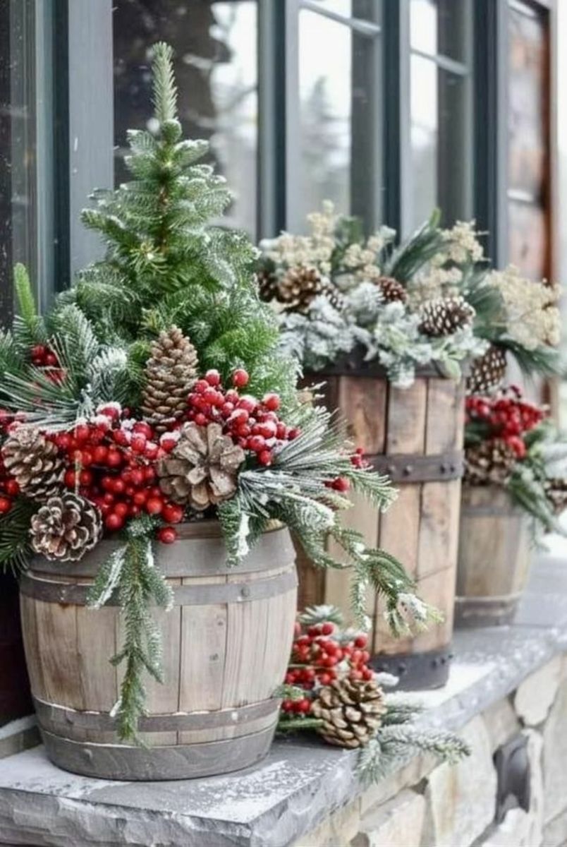 40+ Genius Christmas Front Porch Decorating Ideas - HubPages