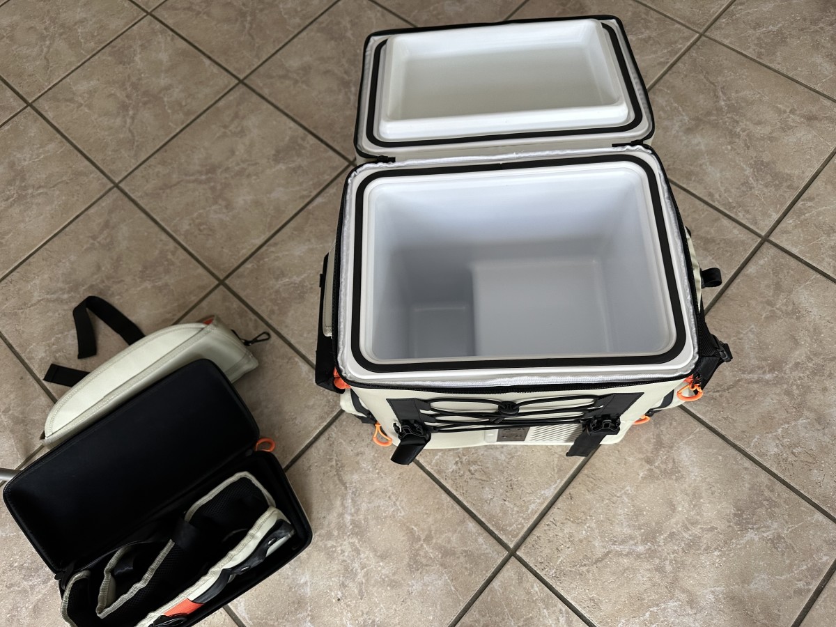 Strap Some Cool To Your Back With The Litheli FrozenPack Backpack Car ...