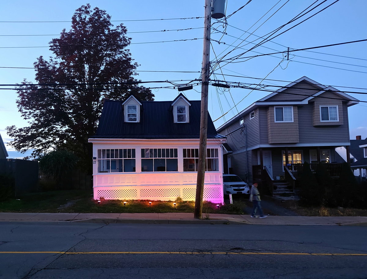 Review of the Linkind SL5 Smart Solar Outdoor Lights - HubPages