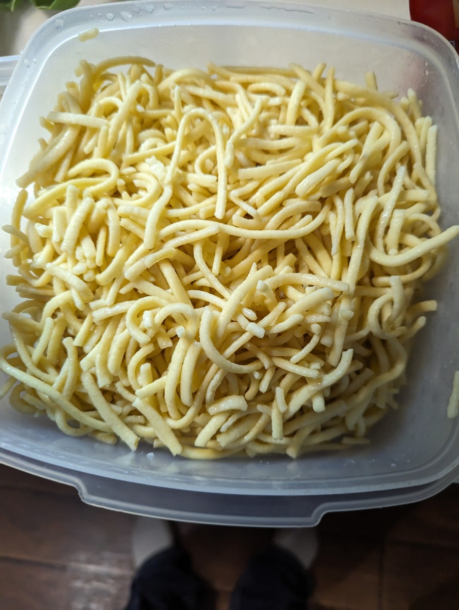 Spaetzle Noodles - Cooking and Cheesing - HubPages