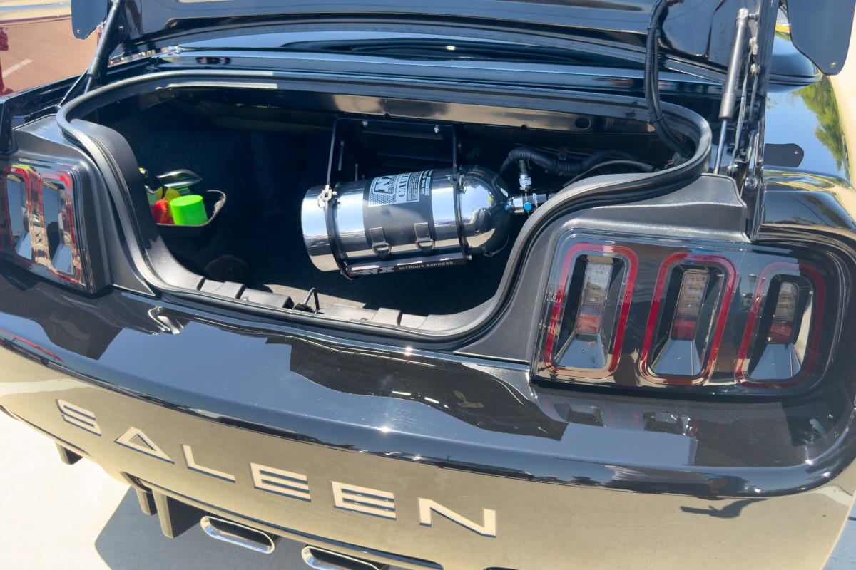 The Internet Can’t Get Over Woman’s Priceless Expression as She ...