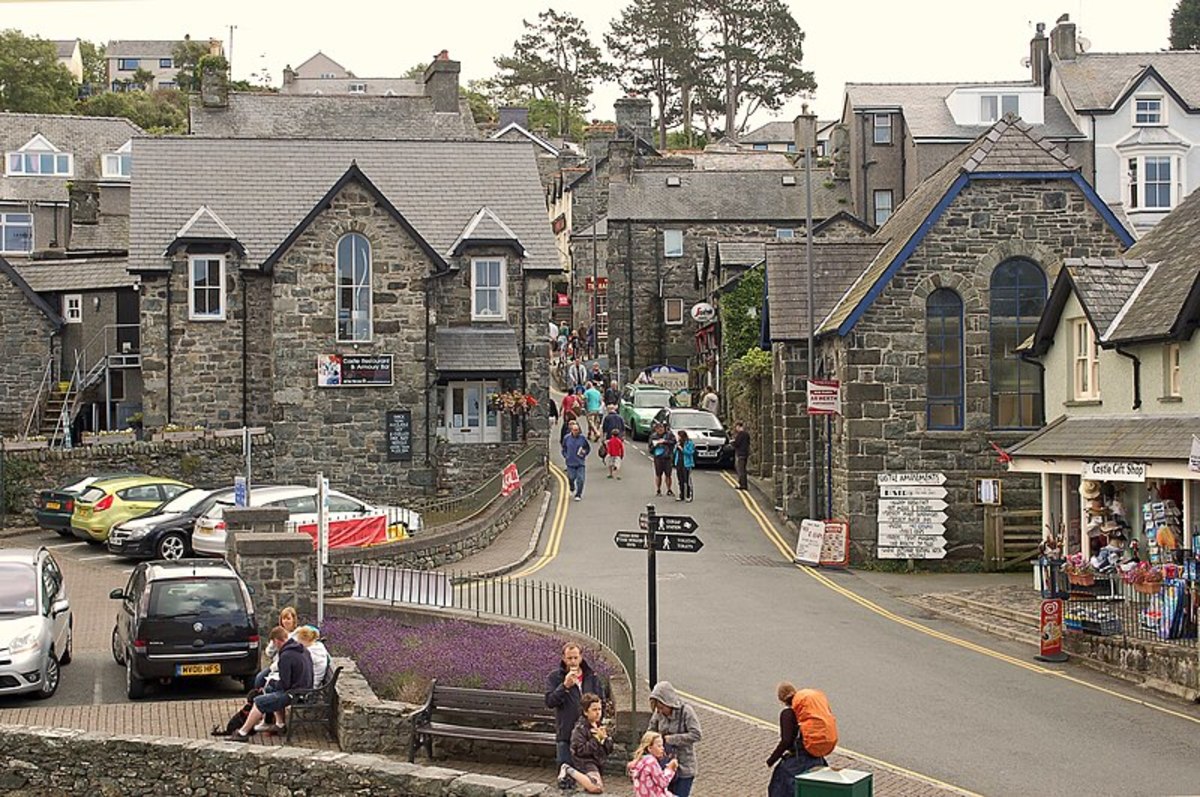 A Day Out in Harlech, Wales: Tips for Travelers - HubPages