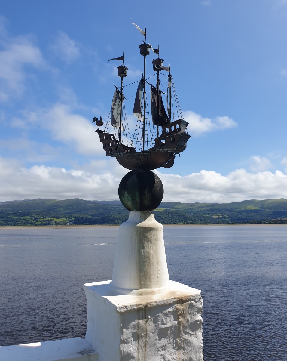 A Day Out in Portmeirion, Wales - HubPages