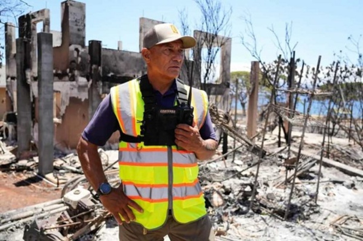 Maui Wildfires Rage Across the Island as Death Toll Climbs to 114 ...