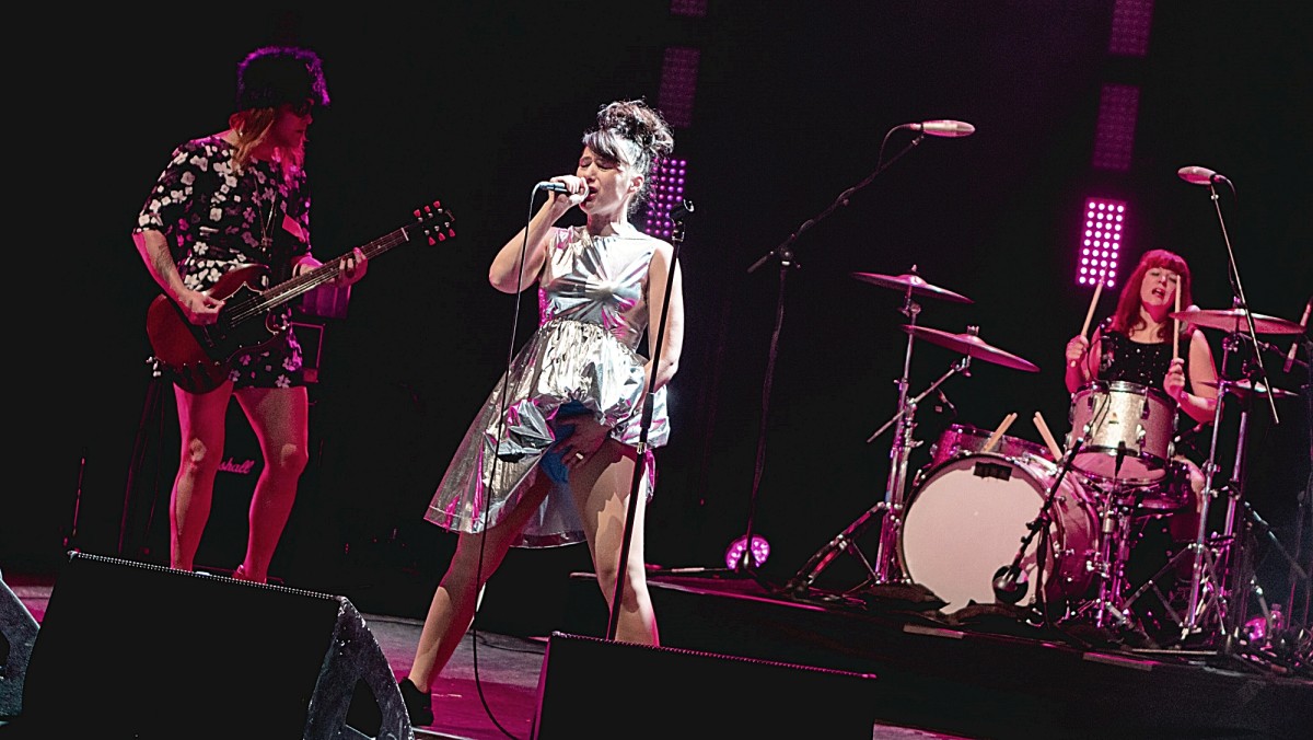 100 Best Rock Bands With Female Singers - HubPages