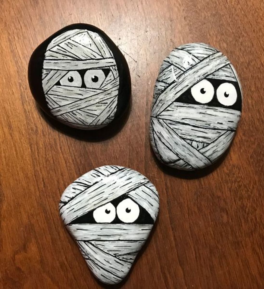 60+ Spooktastic Halloween Rock Painting Ideas - HubPages